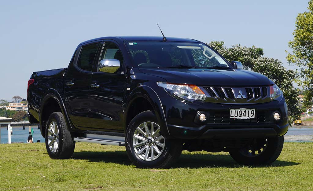 2018 Mitsubishi Triton GLX-R 6 Speed Manual - Bay City Mitsubishi