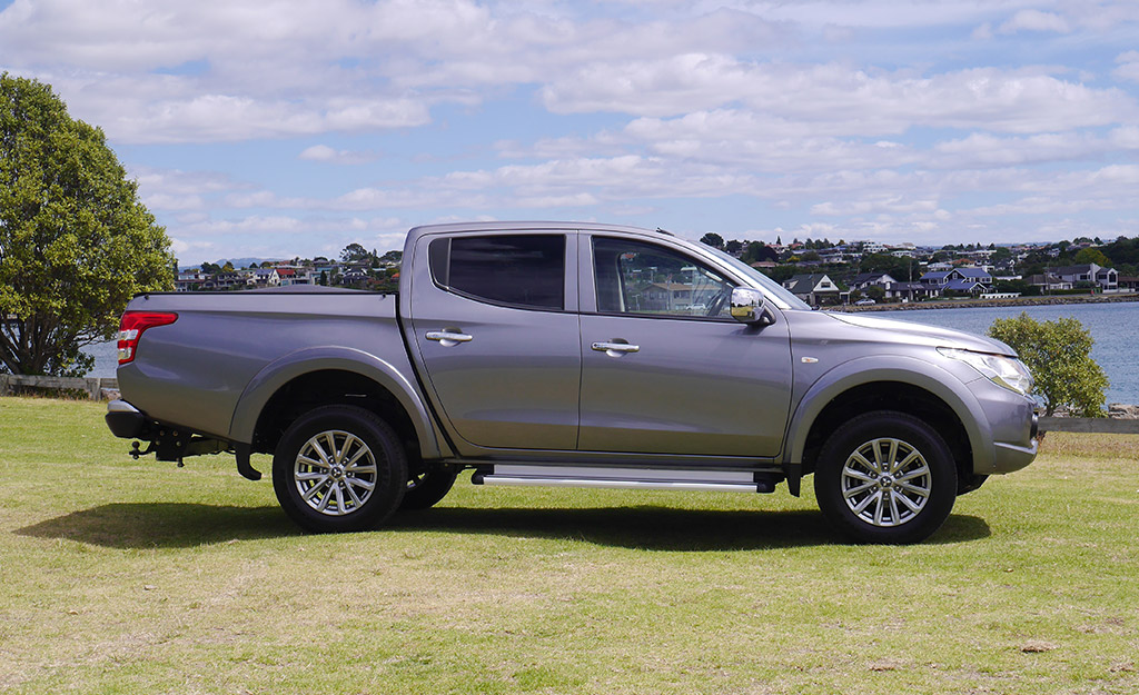 2015 Mitsubishi Triton GLX-R 2.4L Diesel 2WD - Bay City Mitsubishi