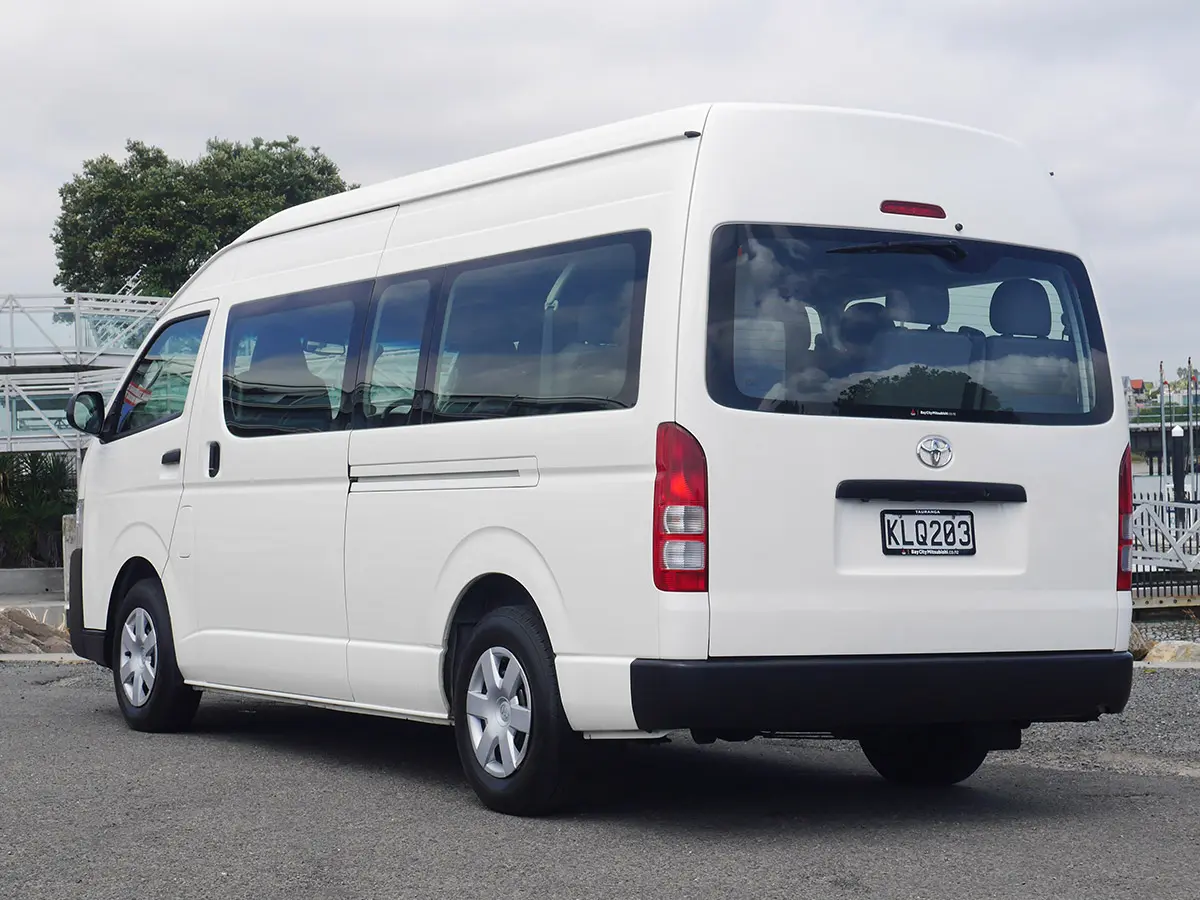 2017 Toyota Hiace Minibus TD 3.0L Diesel Turbo - Bay City Mitsubishi