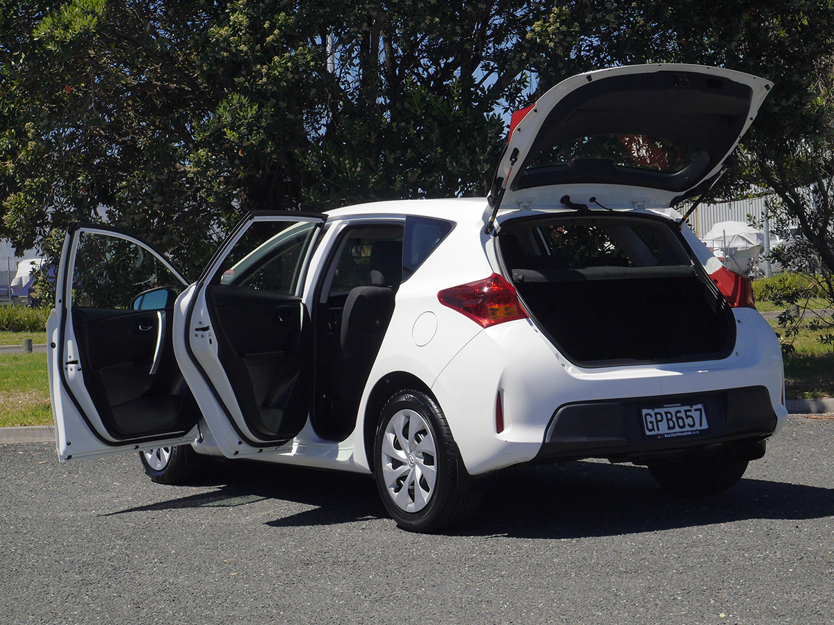 2012 Toyota Corolla GX 1.8L Petrol Hatchback - Bay City Mitsubishi