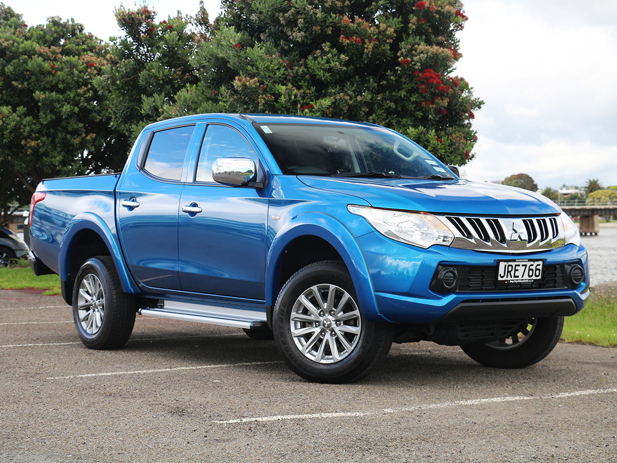 2016 Mitsubishi Triton GLXR 2.4L 2WD Diesel Turbo 6 Speed Manual - Bay ...