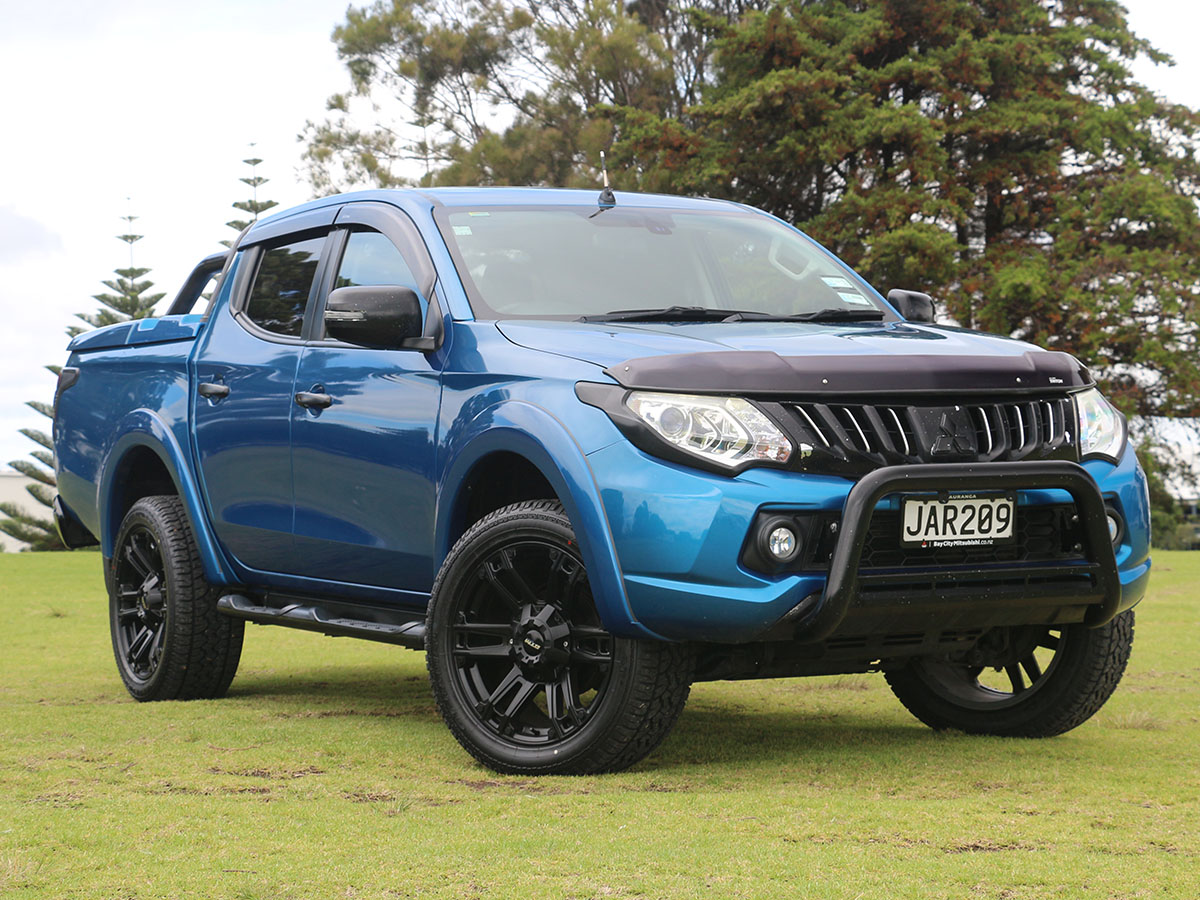2015 Mitsubishi Triton GLS 2.4L Diesel Turbo 4WD - Bay City Mitsubishi