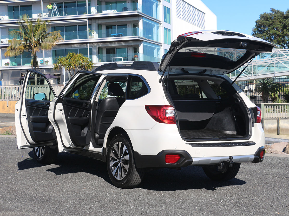 2017 Subaru Outback Premium 2.5L Petrol 4WD - Bay City Mitsubishi