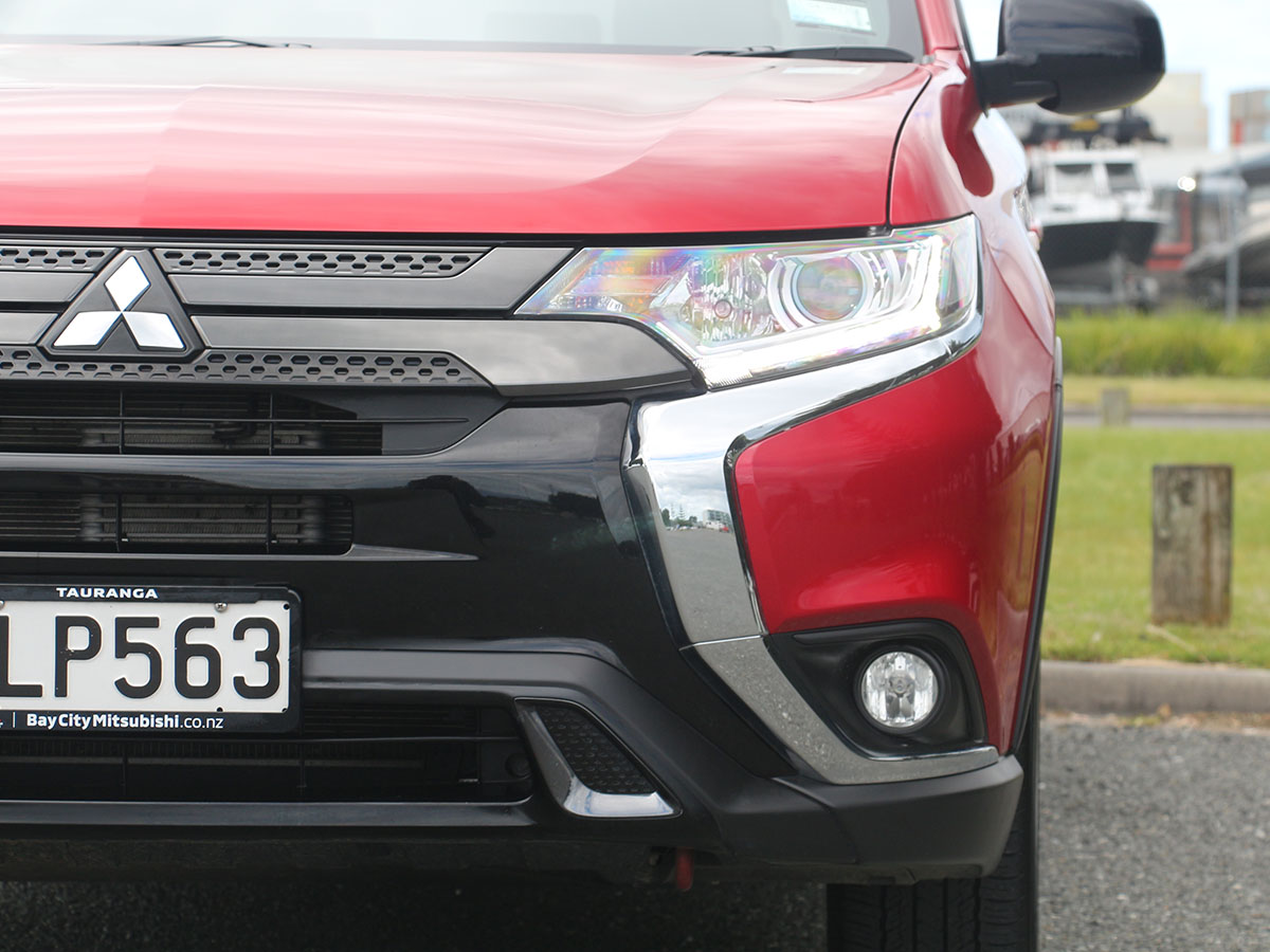 2021 Mitsubishi Outlander SPORT 2.4L Petrol 4WD 7 Seater - Bay City ...