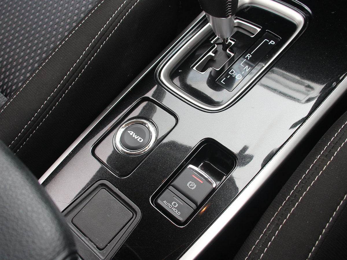 2017 Mitsubishi Outlander LS 2.4L Petrol 4wd 7 Seater Automatic - Bay ...