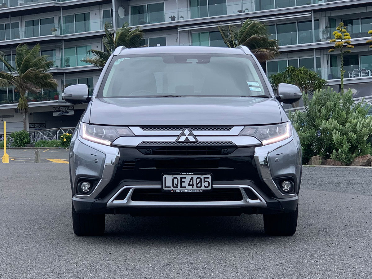 2018 Mitsubishi Outlander VRX 2.3L Diesel 4WD 7 Seater - Bay City ...