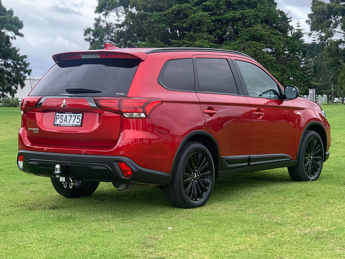 2021 Mitsubishi Outlander SPORT 2.4L Petrol 4WD 7 Seater - Bay City ...