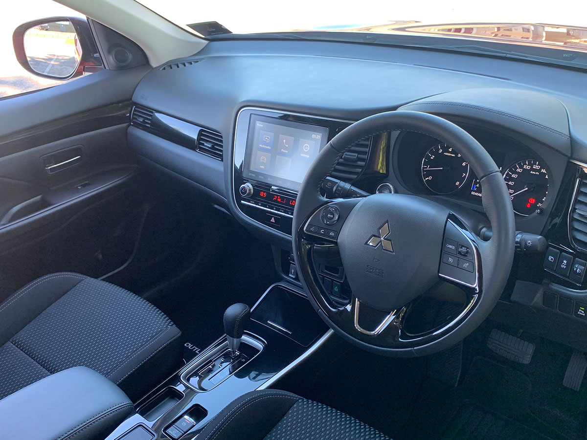 2022 Mitsubishi Outlander LS 2.4L Petrol 7 Seater Automatic - Bay City ...