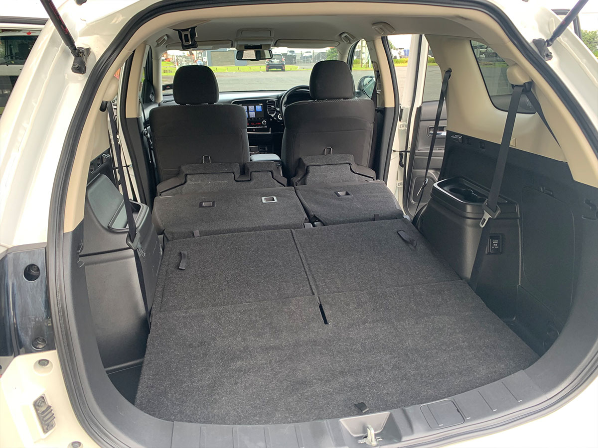 2021 Mitsubishi Outlander LS 2.4L Petrol 7 Seater Automatic - Bay City ...