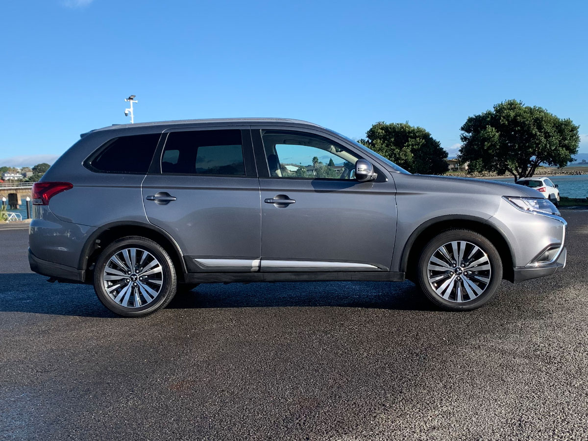2021 Mitsubishi Outlander XLS 2.3L Diesel 4WD 7 Seater - Bay City ...