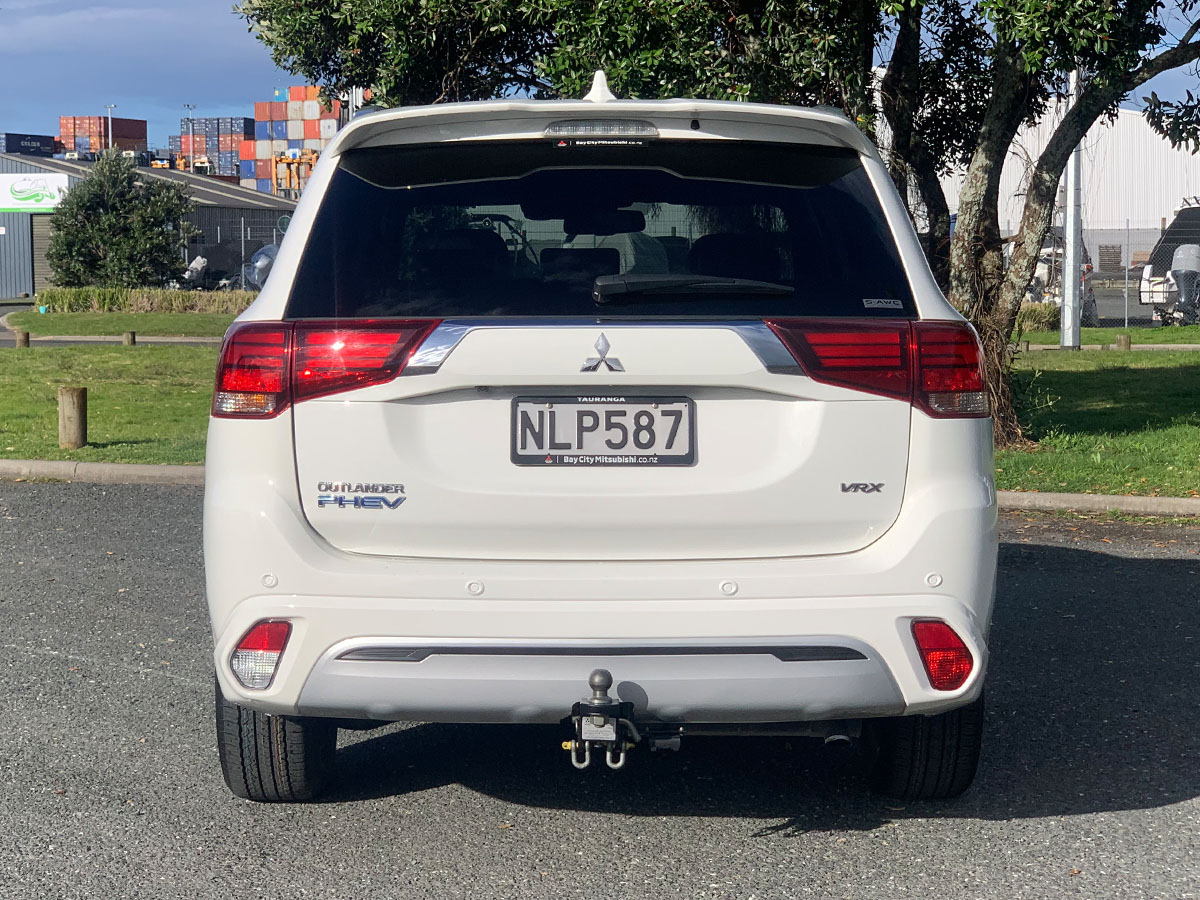 2021 Mitsubishi Outlander VRX PHEV HYBRID 4WD - Bay City Mitsubishi