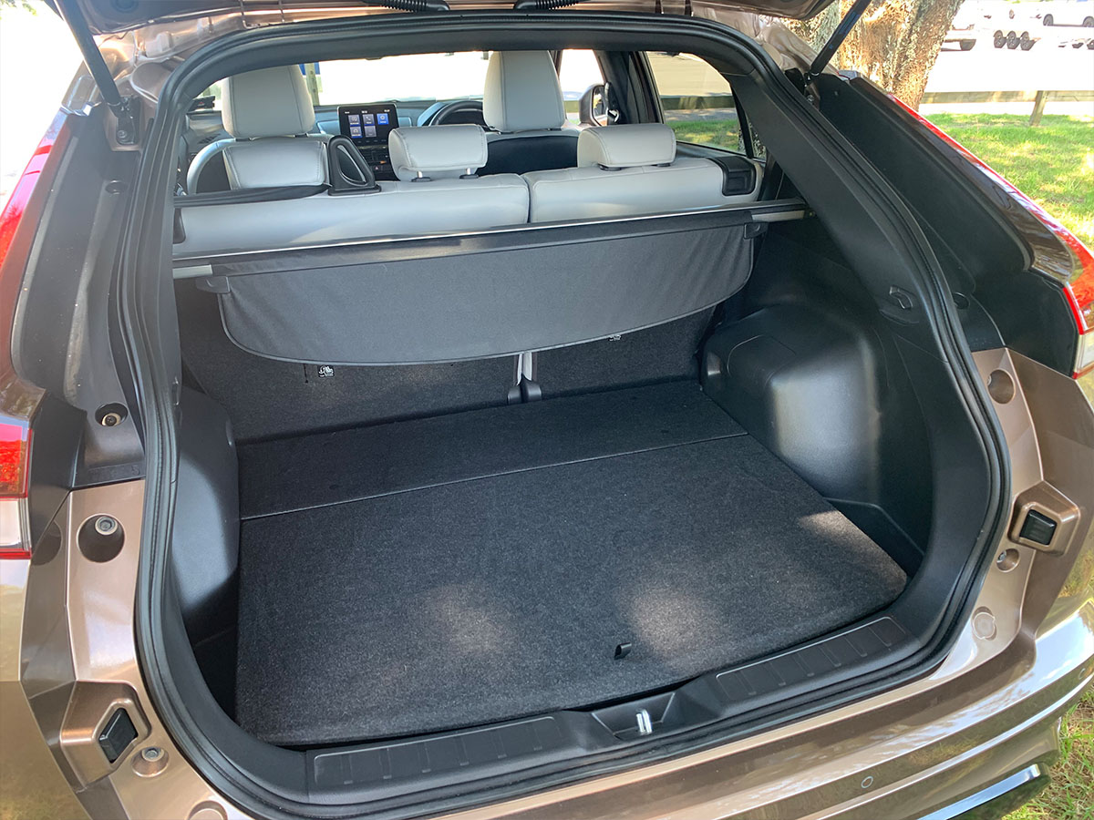 2022 Mitsubishi Eclipse Cross VRX PHEV 4WD 94Kw - Bay City Mitsubishi