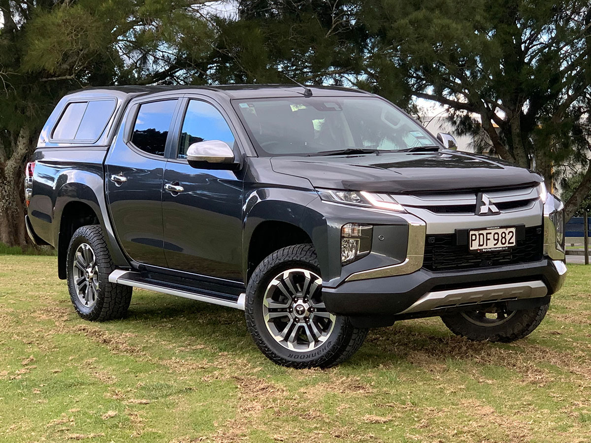 2022 Mitsubishi Triton VRX 4WD 2.4L Diesel Turbo 6 Speed Auto - Bay ...