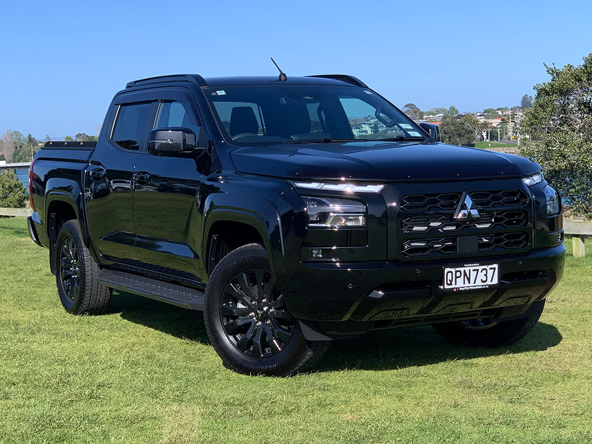 2024 Mitsubishi Triton VRX 4WD 2.4L Bi-Turbo Diesel 6 Speed Auto - Bay ...