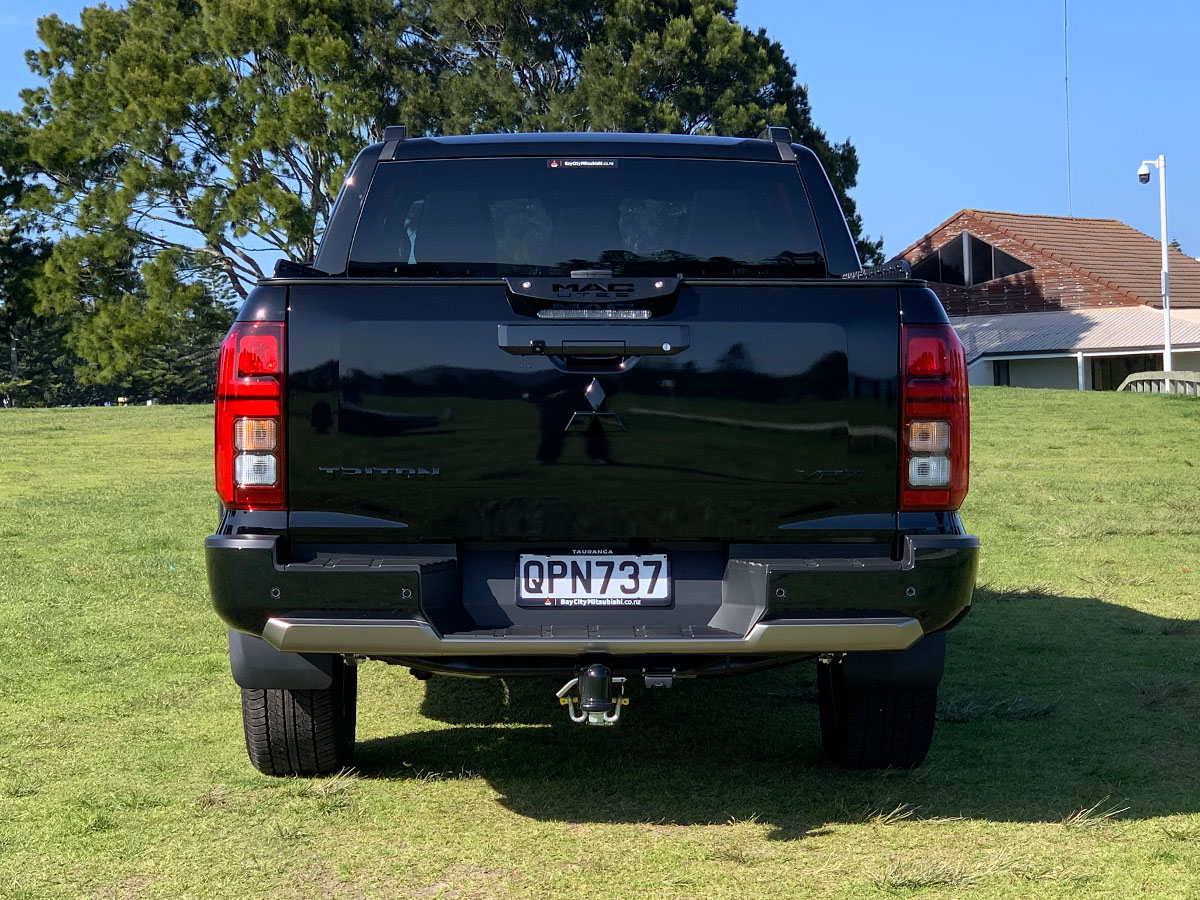 2024 Mitsubishi Triton VRX 4WD 2.4L Bi-Turbo Diesel 6 Speed Auto - Bay ...